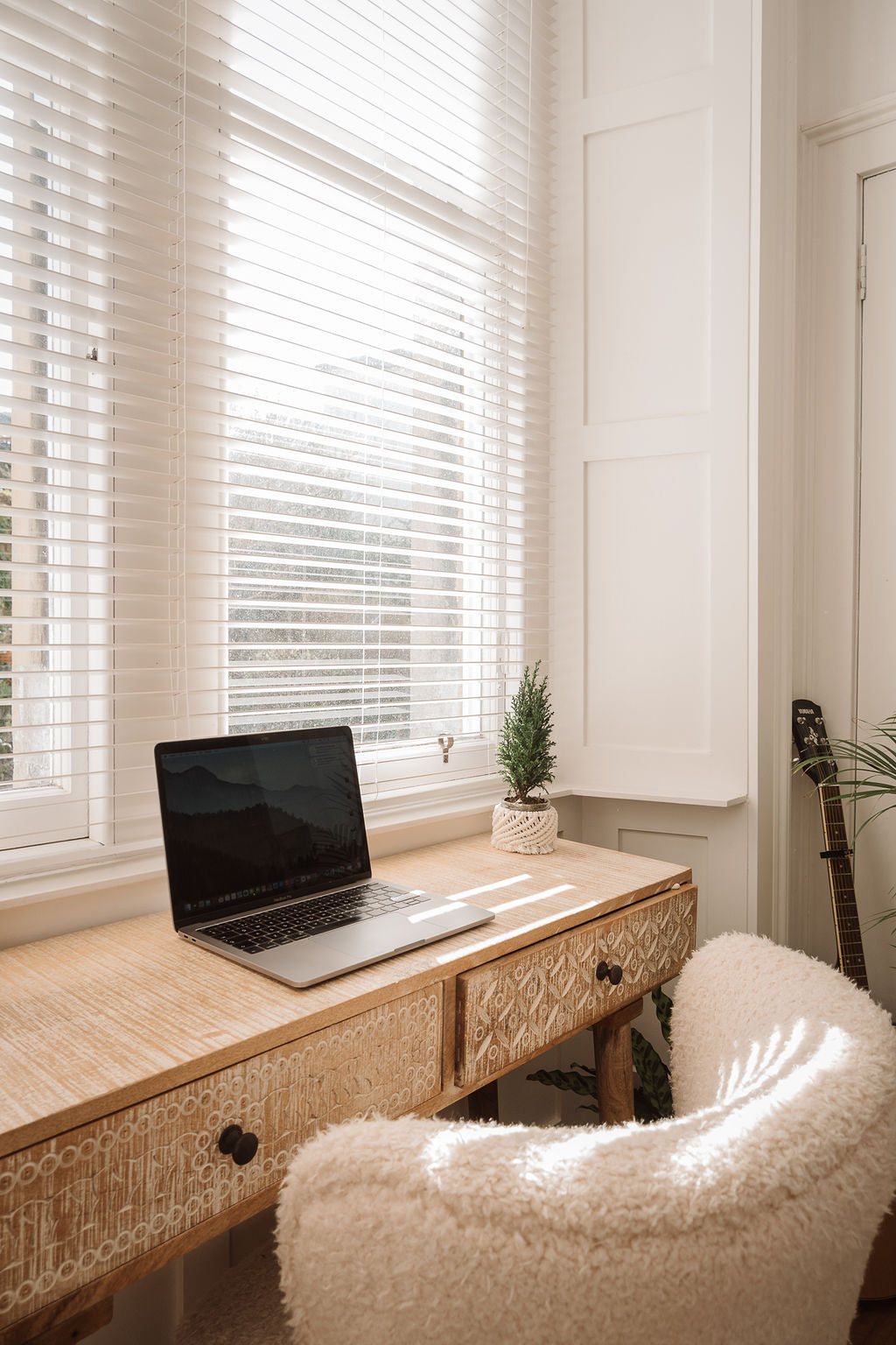 Contact Nicola - helping new counsellors to set up their new practice ...